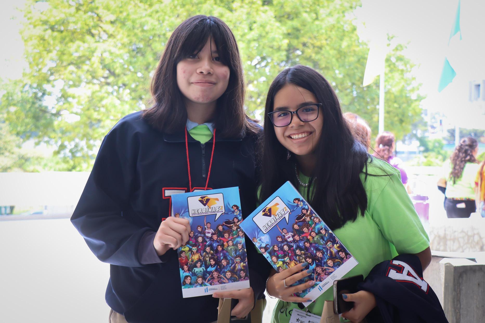 Empoderando a futuras líderes: Estudiantes guatemaltecas se inspiran en ...